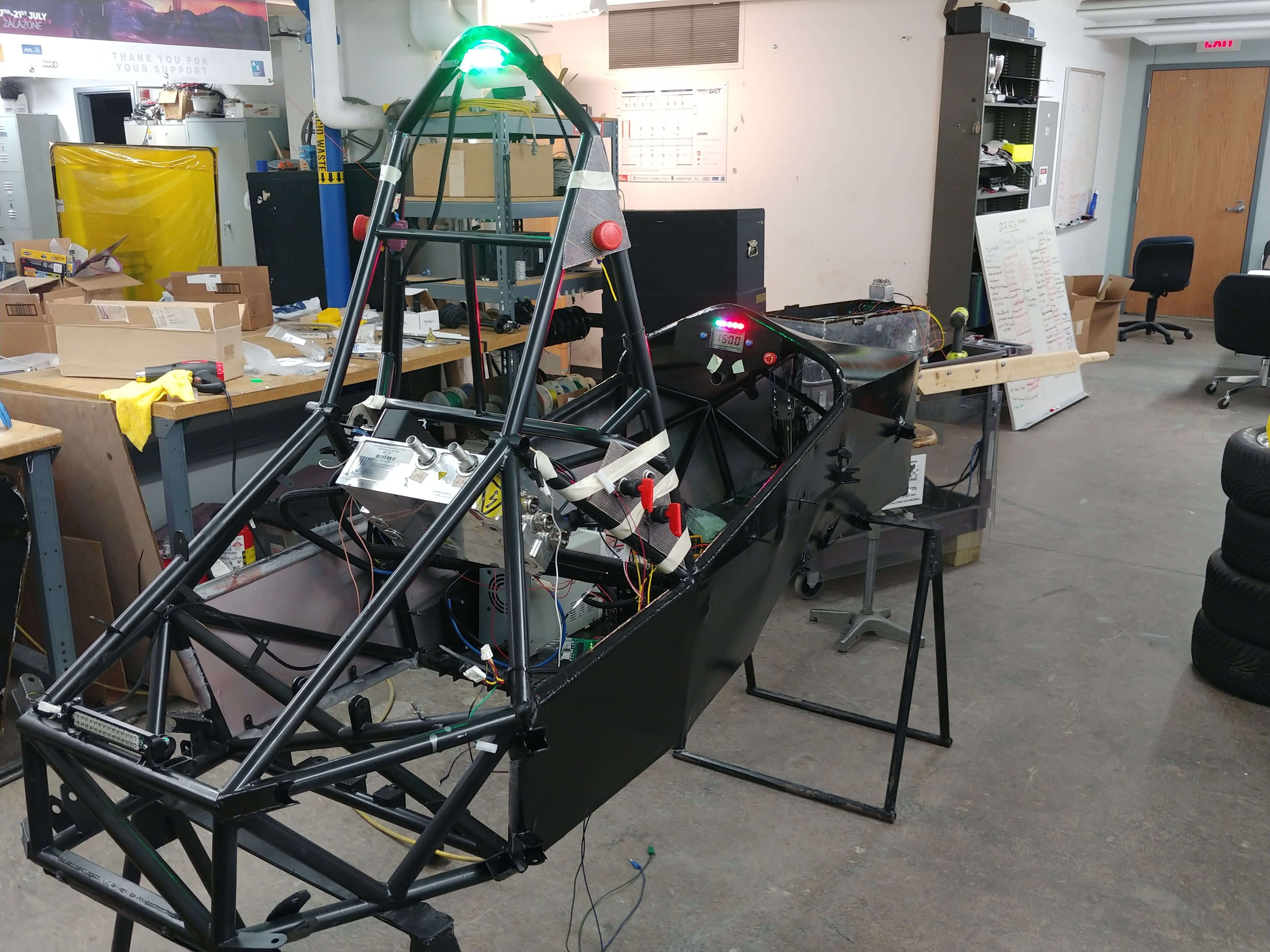 FSAE电动赛车团队发现了CAN的意义 - Kvaser